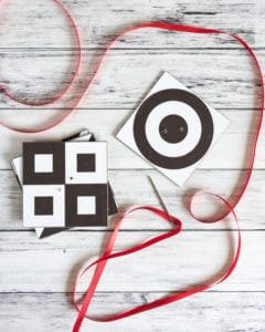 DIY High Contrast Baby Gym Cards - Free Printable High Contrast Mobile ...