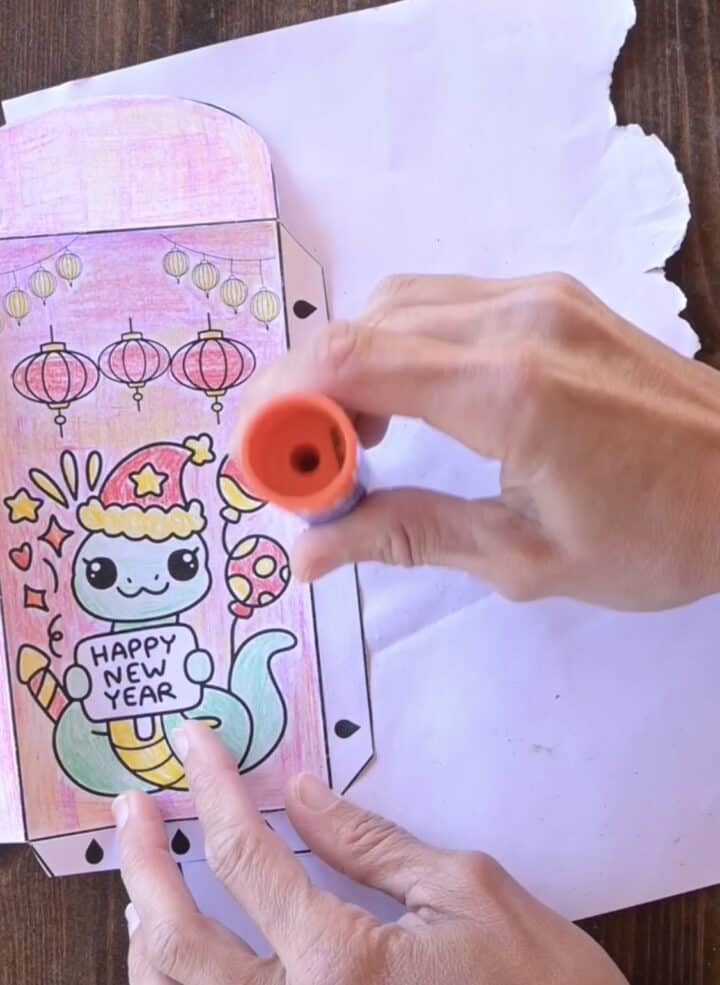 Free Printable Red Envelope Craft - The Artisan Life