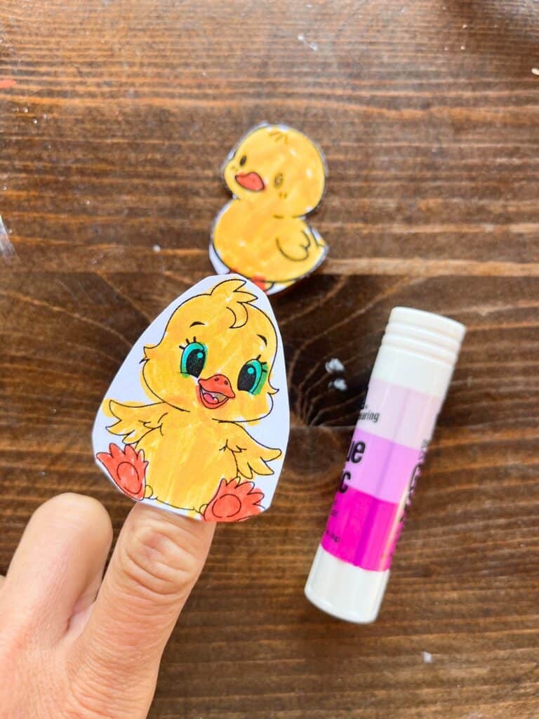 Free Printable Easter Finger Puppets - The Artisan Life