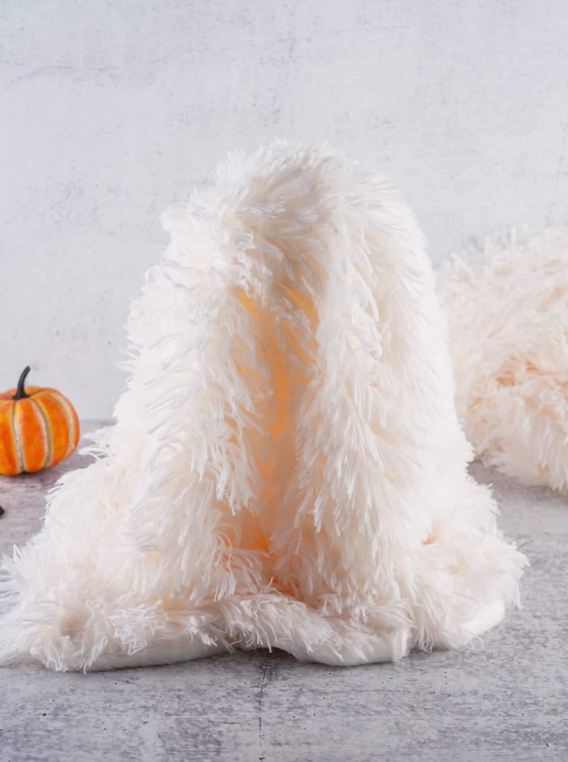 Easy DIY Sherpa Ghost Craft - The Artisan Life